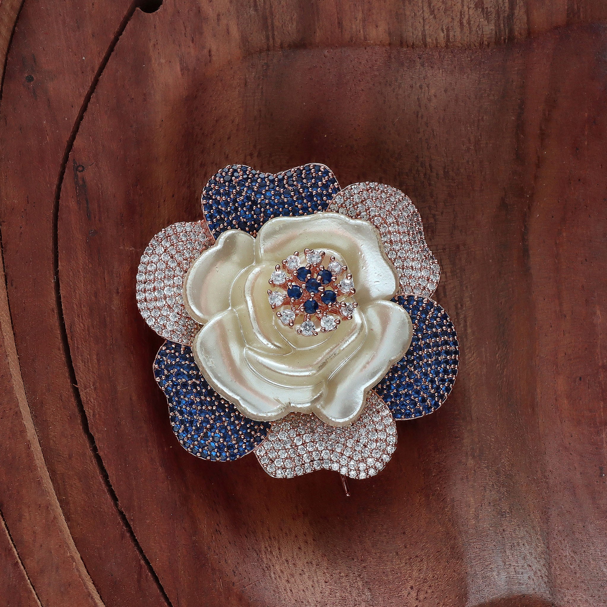 Brooches & Saree Pins | Buy Saree Brooches Online for Women at Violet ...